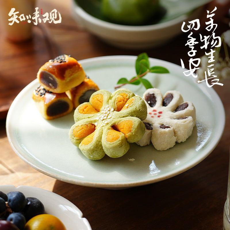 Zhi Wei Guan Floral Pastry | Lotus Flower Pastry | Hangzhou Specialty ...